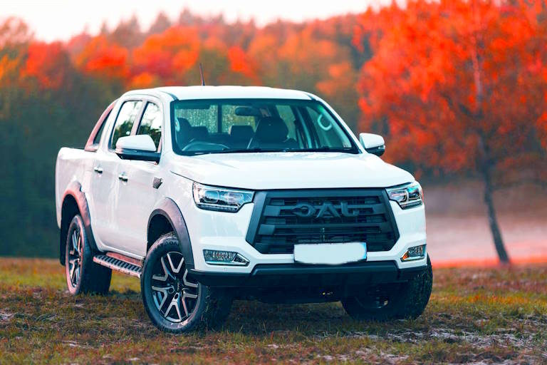 KMC T8 pickup vs. KMC T9 pickup